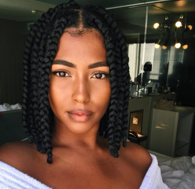 Ways to Capture a More Beautiful Hair Image Using Accessories